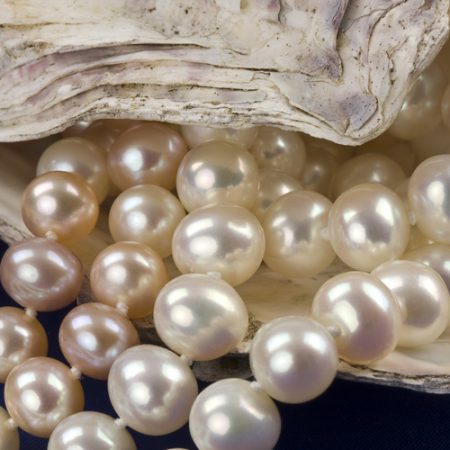 Choosing the Best Pearls to Buy – A Guide to Pearl-shopping – Jpearls ...